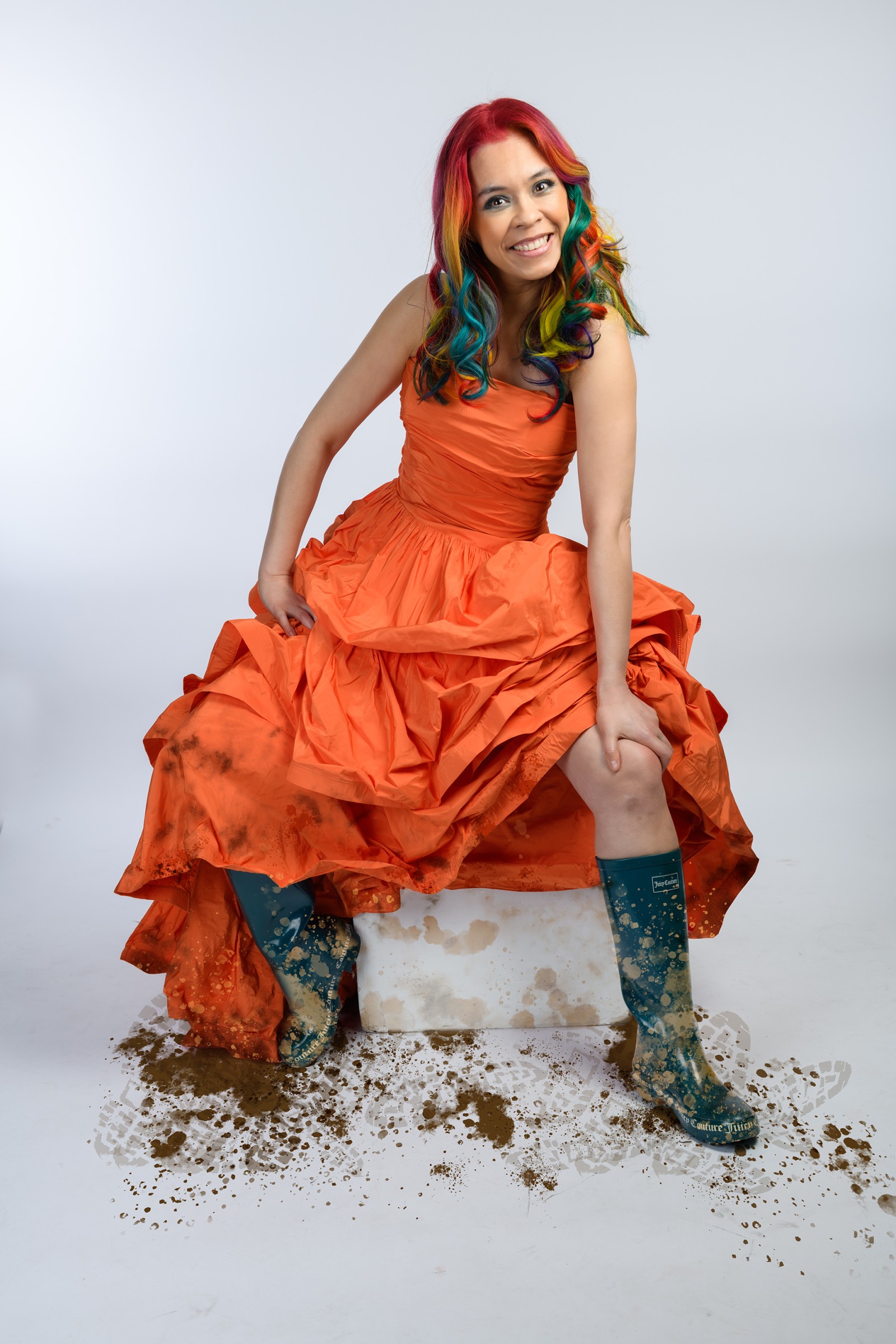 Across the Arts :: Arts:Blog :: Review: Ria Lina--Riabellion