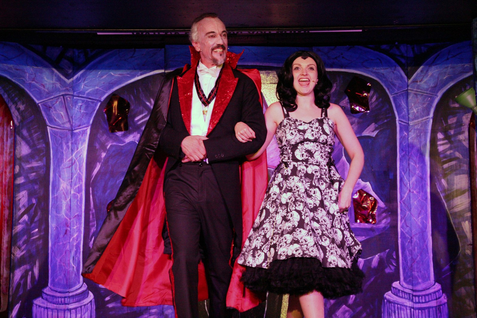 Across the Arts :: Arts:Blog :: Theatre Review: Dracula: Revamped